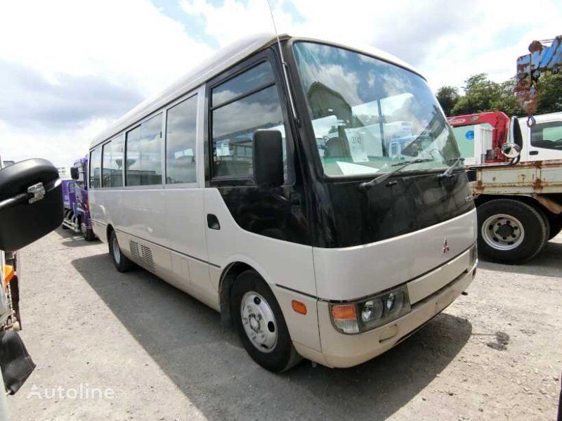 Mitsubishi ROSA prigradski autobus