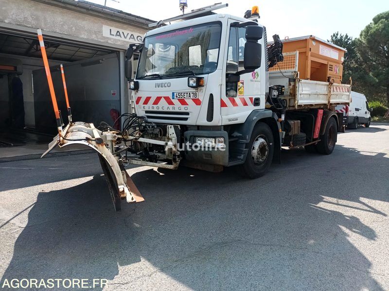 Prodaje se IVECO 150E28 rasipač peska na aukciji