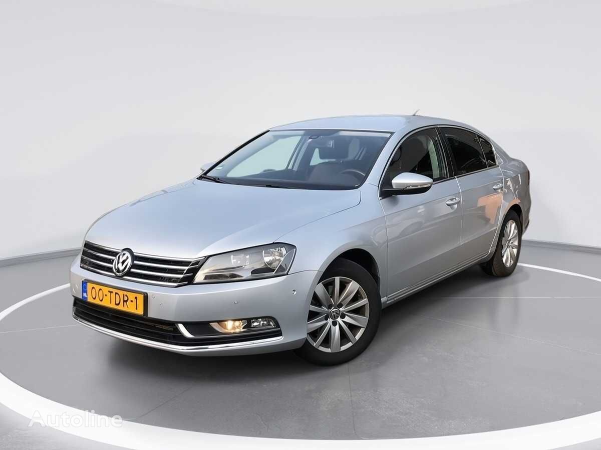 Prodaje se Volkswagen Passat sedan na aukciji