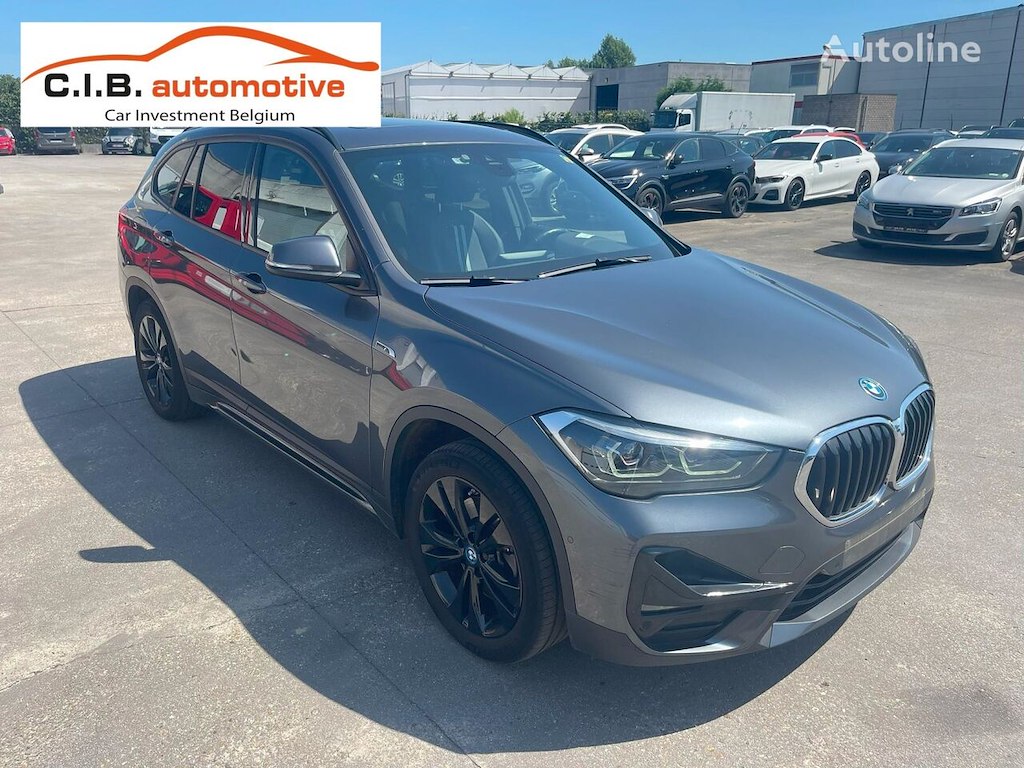 BMW X1 1.5iA xDrive25e / Pano / Leder / Navi / Zetelverw. / ... karavan