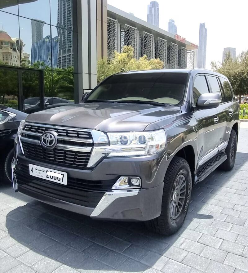 Toyota Land cruiser GXR V8 Diesel 2015 GCC automatic terenac