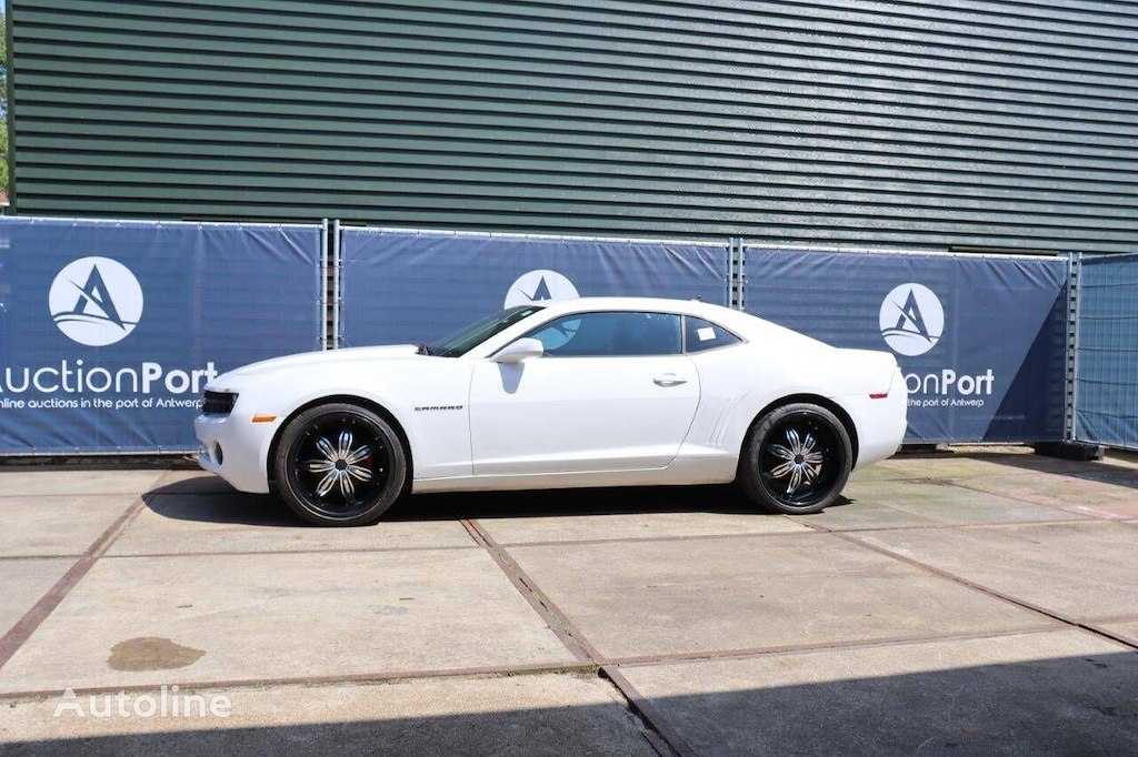 Prodaje se Chevrolet Camero Coupe sedan na aukciji