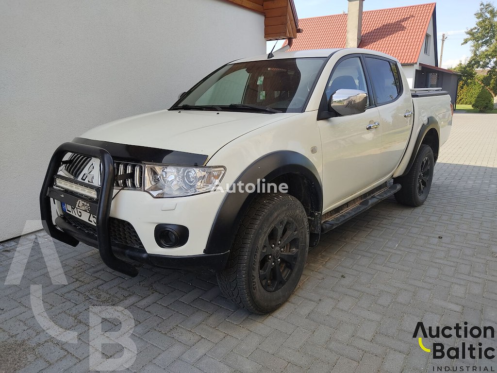 Prodaje se Mitsubishi L200 pikap na aukciji