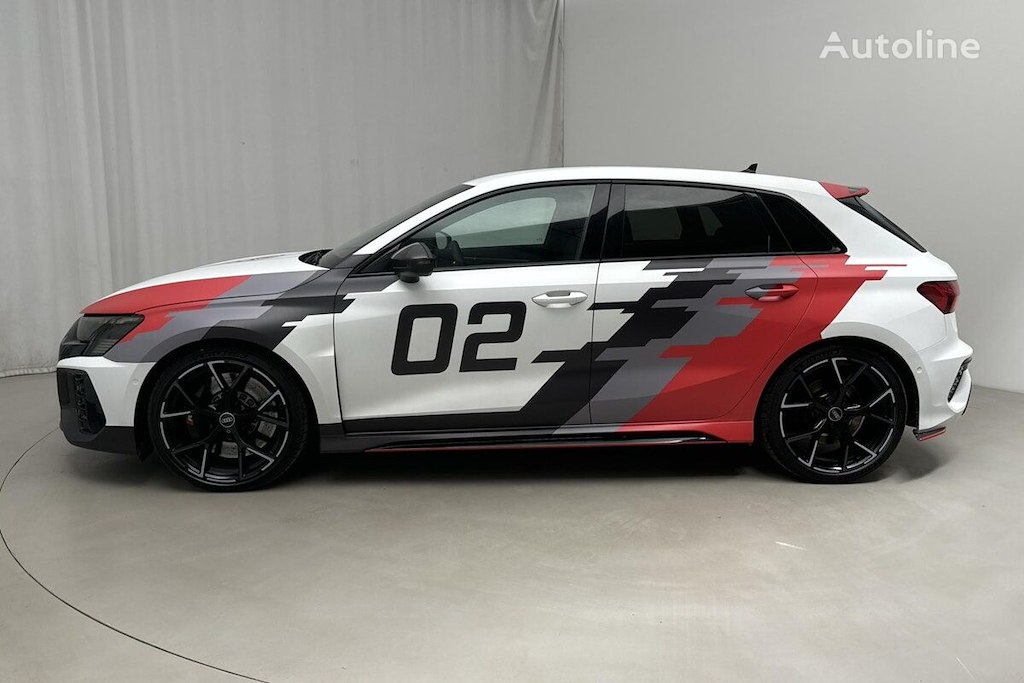 Prodaje se Audi RS3 hečbek na aukciji