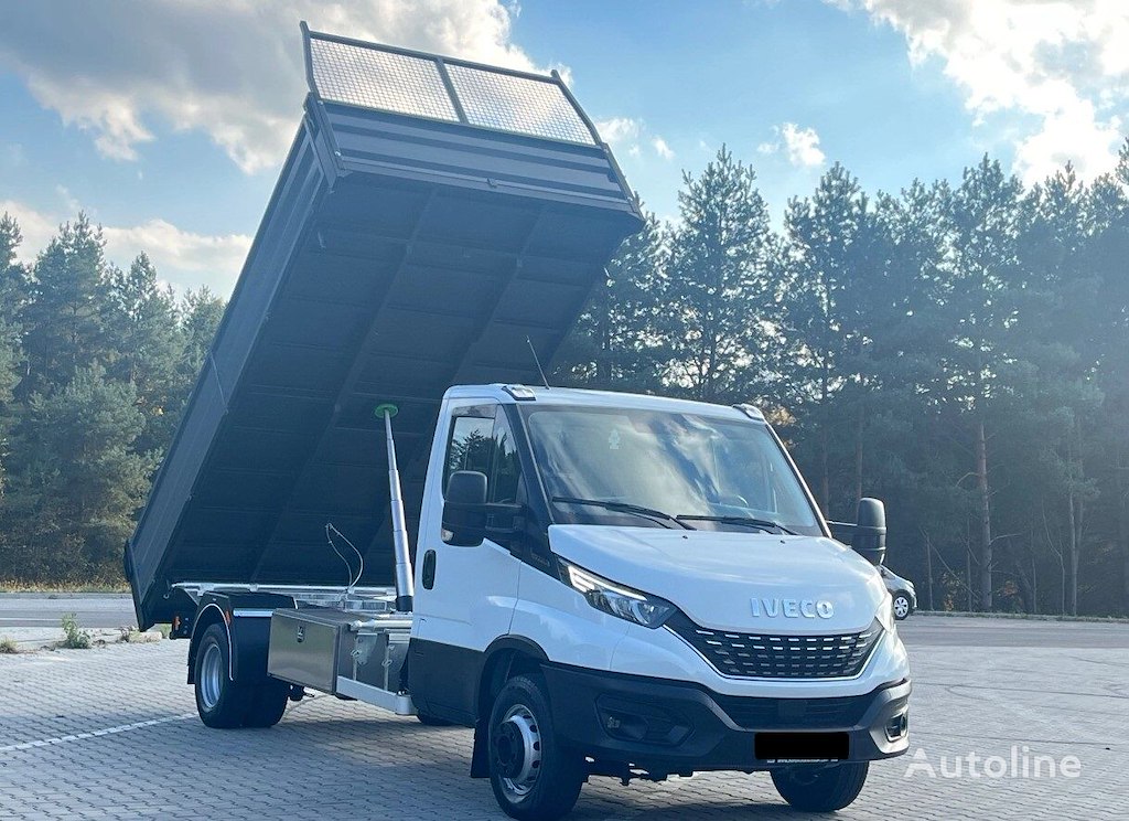 IVECO DAILY 70-210 3.0 HPI Three sided tipper kiper