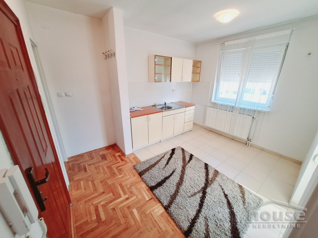 Stan,NOVI SAD,TELEP 24m2,74150€ , ID: 1061954