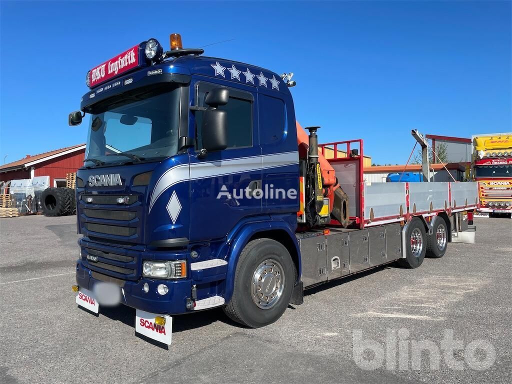 Prodaje se Scania G450 kamion s ravnom platformom na aukciji