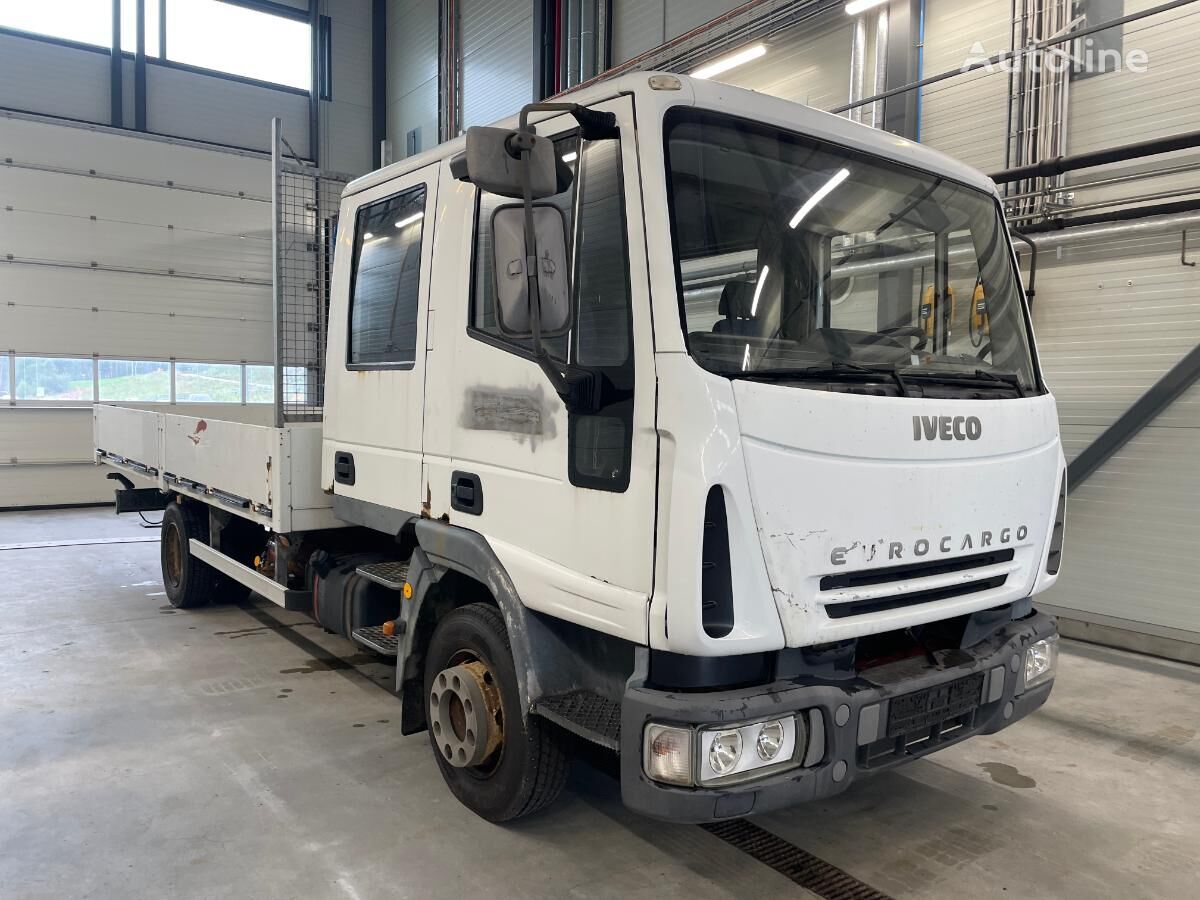 Prodaje se IVECO Eurocargo kamion s ravnom platformom na aukciji