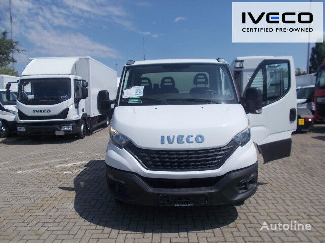 IVECO 35C16H3.0 kamion s ravnom platformom