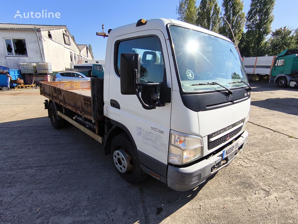 Mitsubishi Fuso Canter 7c15 kamion s ravnom platformom