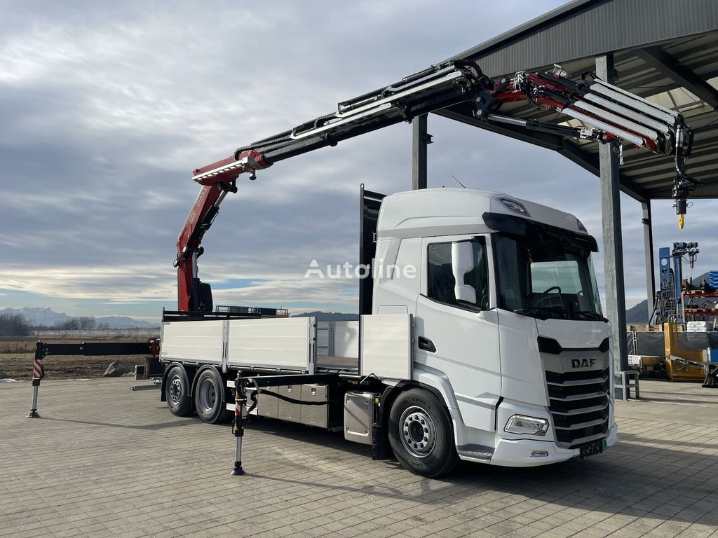 Novi DAF XF 480 kamion s ravnom platformom