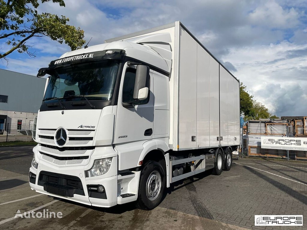 Mercedes-Benz Actros 2553 Sleeper Cabin - Lift - Steering Axle kamion furgon