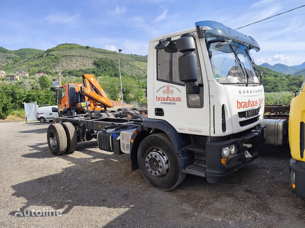 IVECO EuroCargo 180E30 kamion šasija