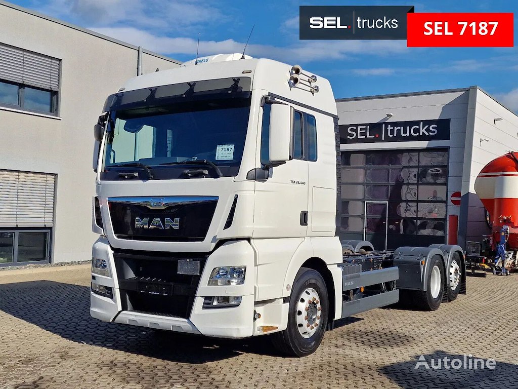 MAN TGX 26.440 6x2-4 LL ZF Intarder / Xenon kamion šasija