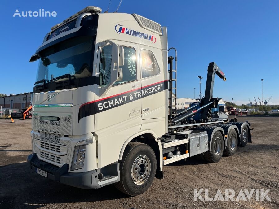 Prodaje se Volvo FH 500 rol kiper sa kukom na aukciji