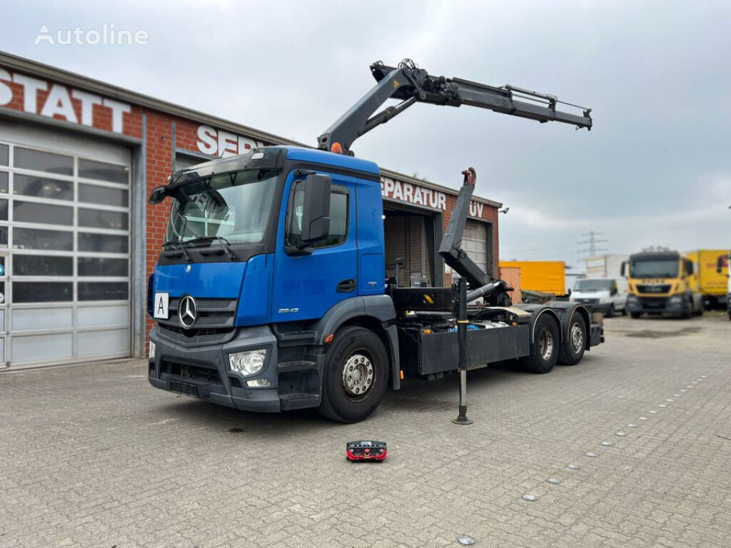 Mercedes-Benz Antos 2543 L 6x2 Abrollkipper mit Kran Funk+Greiferst kamion rol kiper