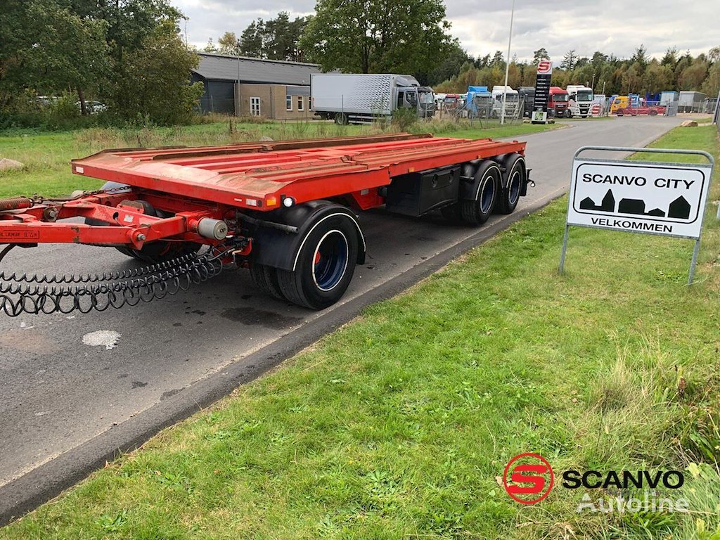 DAF XF kamion rol kiper + prikolica za kontejnere