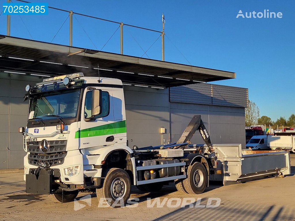 Mercedes-Benz Arocs 2136 4X4 4x4 Retarder hooklift Big-Axle Steelsuspension Eu kamion rol kiper