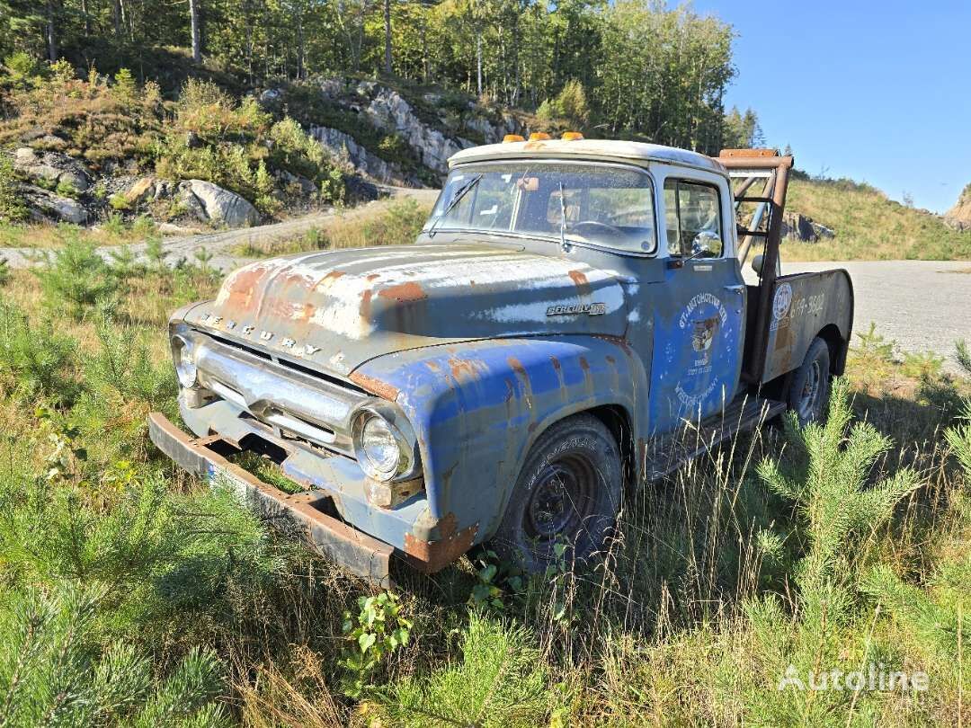 Prodaje se Mercury M250 šlep auto na aukciji