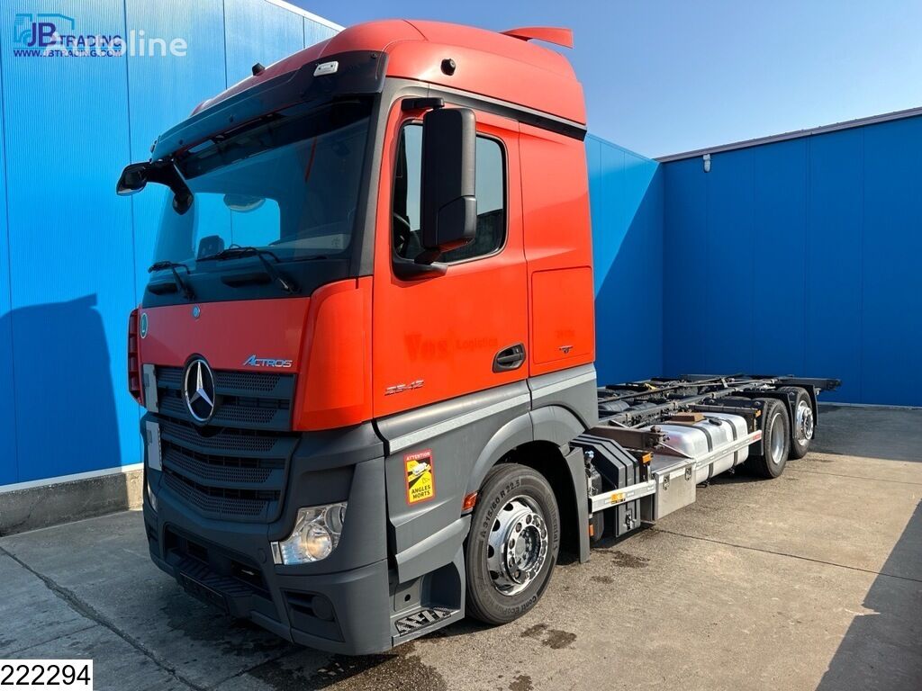 Mercedes-Benz Actros 2542 EURO 6, BDF vozilo za prevoz kontejnera