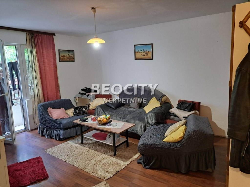 Rakovica, Kneževac, Mome Stanojlovića, 1.0, 30m2, 48000EUR