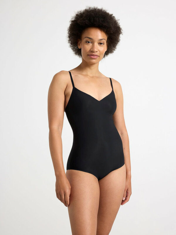 Steznik – Invisible medium support shaping body