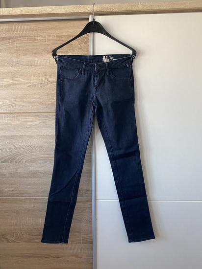 H&M organski pamuk slim fit 26