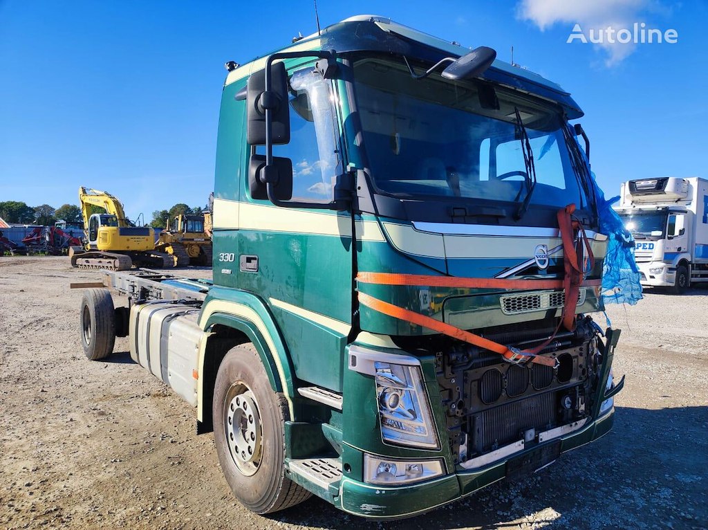 Volvo FM 330 HP 4x2 D11K330 / AT2612F LOW MILEAGE šasija za kamiona