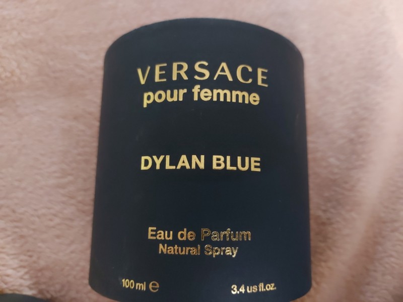 Kutija za Versace parfem Dylan Blue