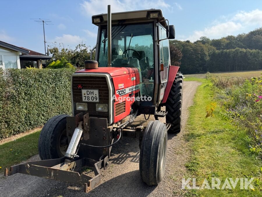 Prodaje se Massey Ferguson 3050 traktor točkaš na aukciji