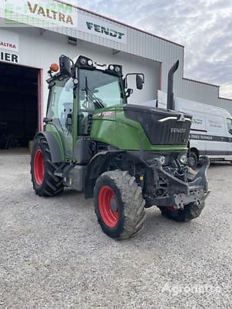 Fendt 211 v traktor točkaš