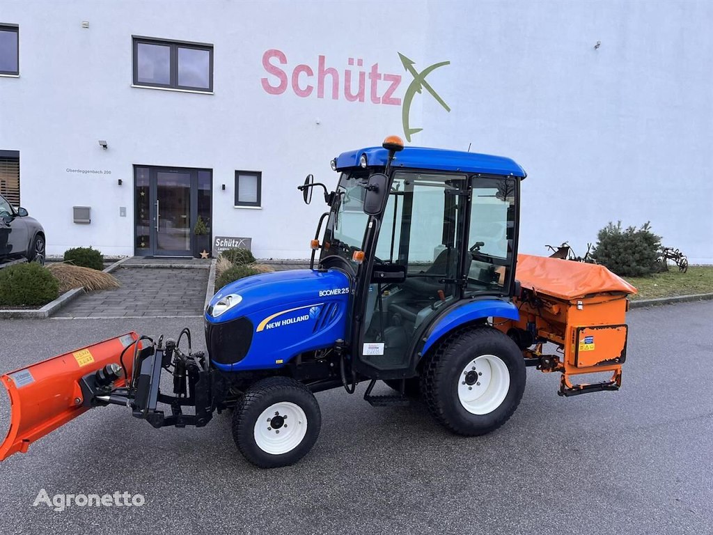 Boomer 25 traktor točkaš