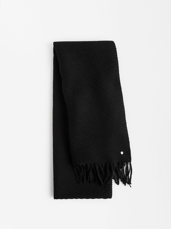 SCARF WITH FRINGES