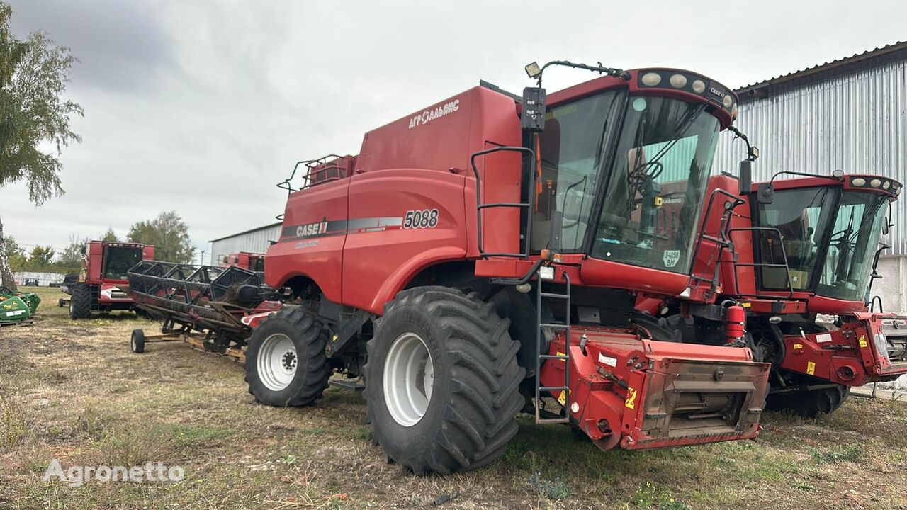 Case IH Axial-Flow 5088 kombajn za žito