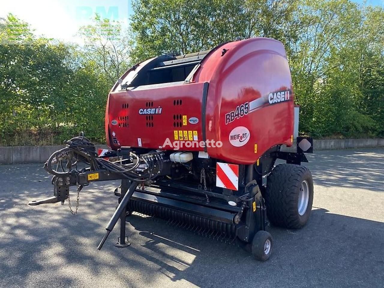 Case IH rundballenpresse rb 465 vc balirka za četvrtaste bale