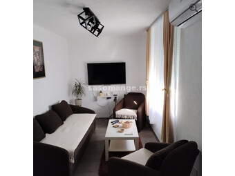 Trosoban Apartman Sole Beograd Rakovica