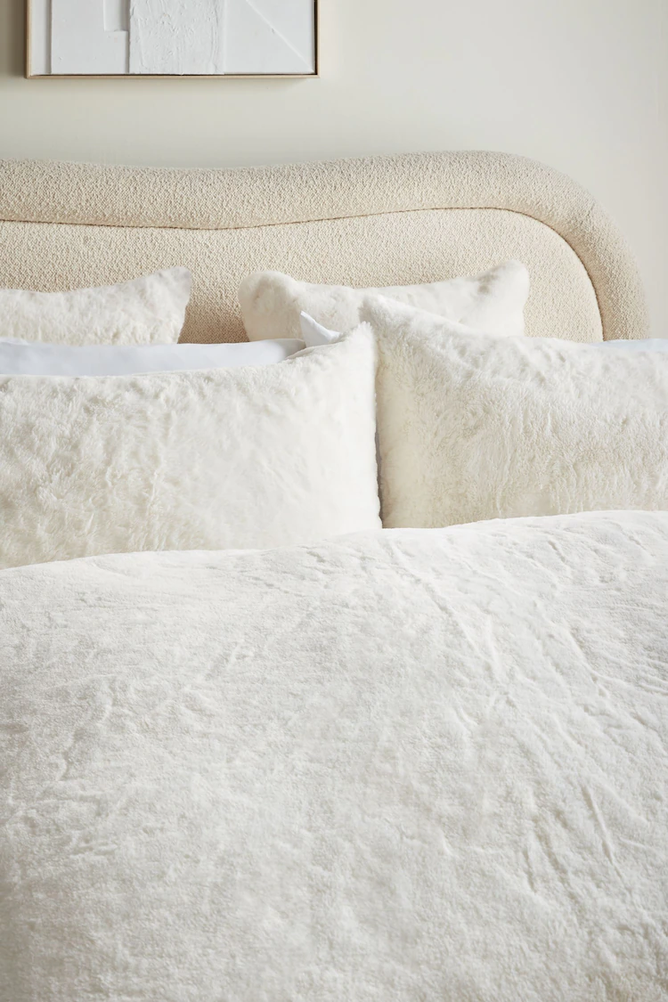 Cream Plush Faux Fur Duvet Cover And Pillowcase Set