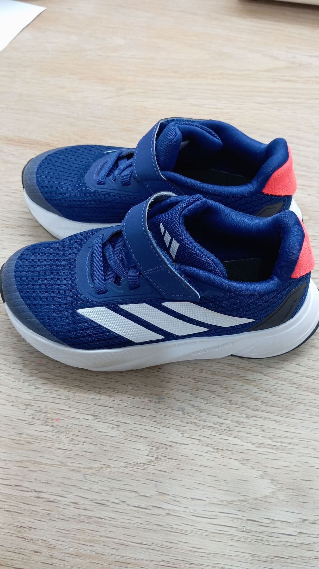 Adidas, Veličina - 28