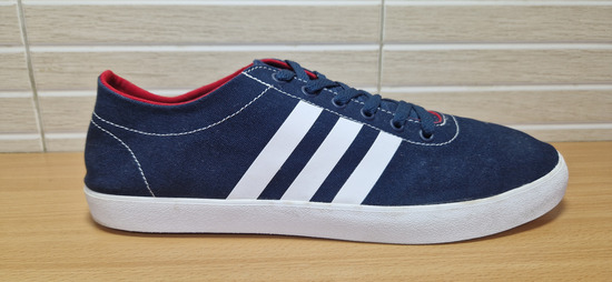 Adidas VS Easy Vulc