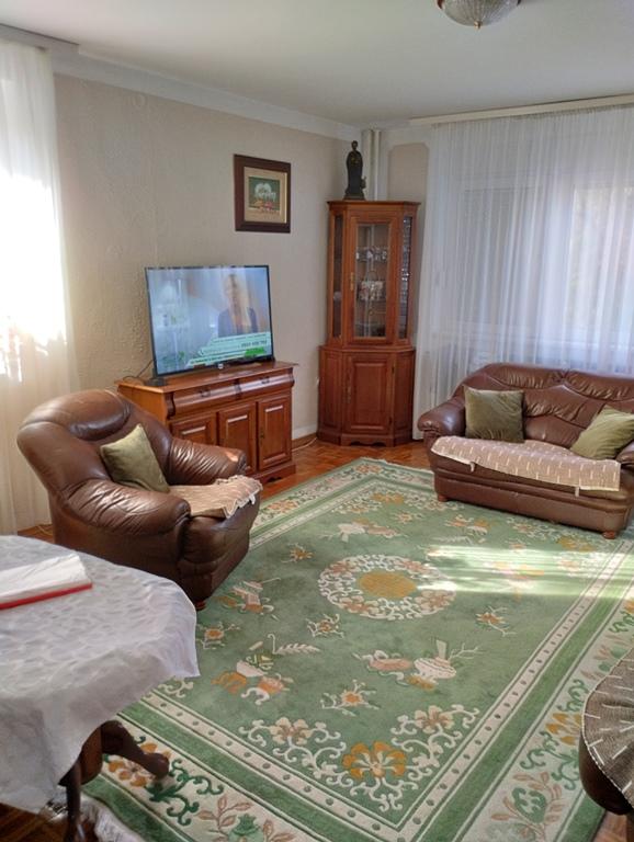 Koste Nadja, Troiposoban stan na prodaju, 76m2, 137.000€