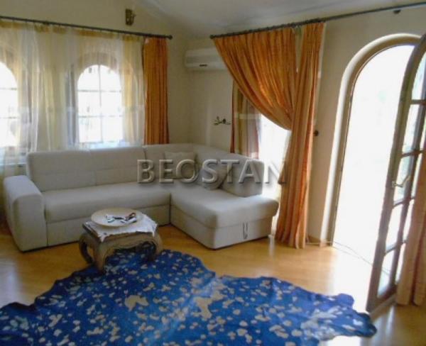 Vinarska, Trosoban stan za izdavanje, 115m2, 1.000€