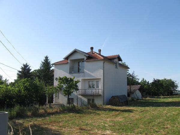 Jaroslava Cernog, Kuća na prodaju, 300m2, 240.000€