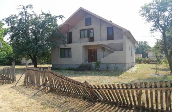 Vladike Nikolaja Velimirovica, Kuća na prodaju, 80m2, 70.000€