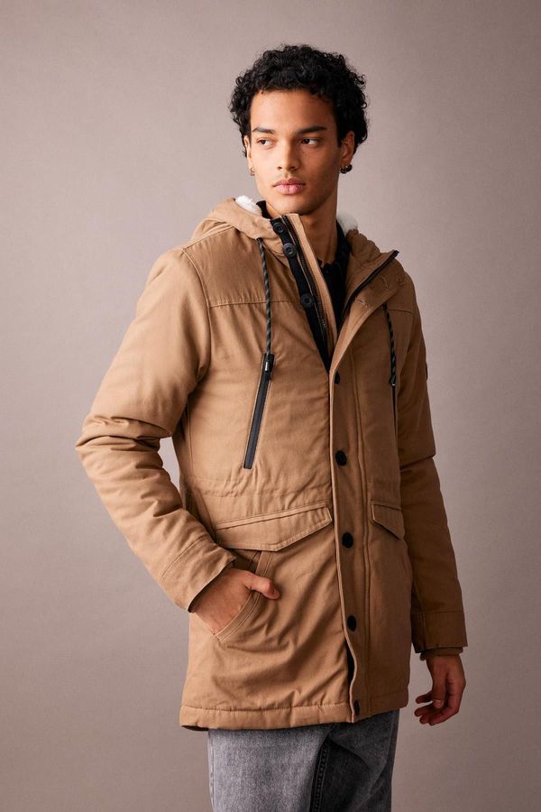 DEFACTO Slim Fit Hooded Plush Lining Coat Parka