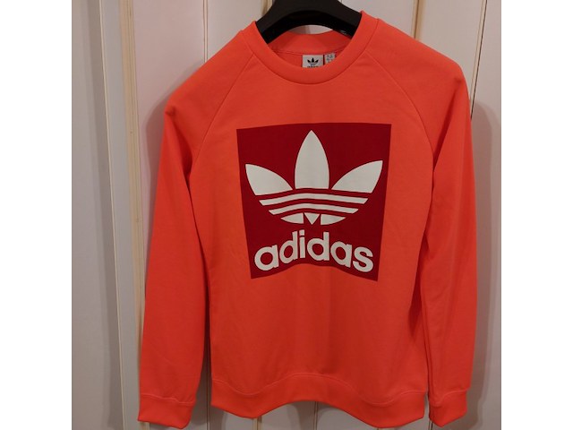 Adidas ženski duks veličina S/M - NOVO