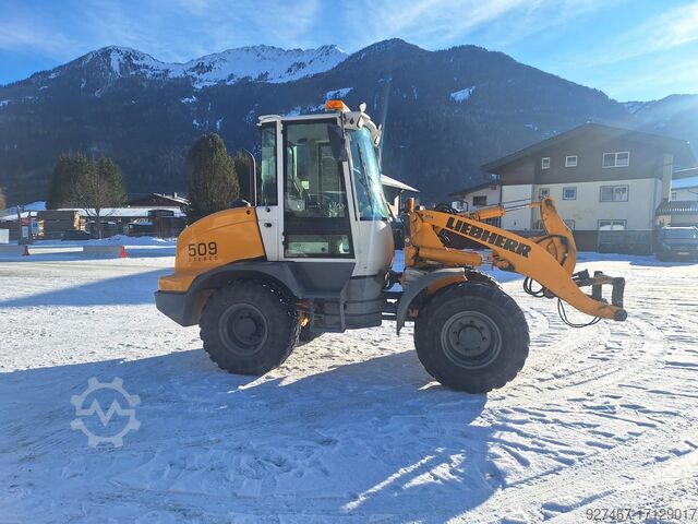 Utovarivač točkova
Liebherr L509 Sterio