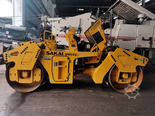 Tandem valjak
SAKAI SW652-1