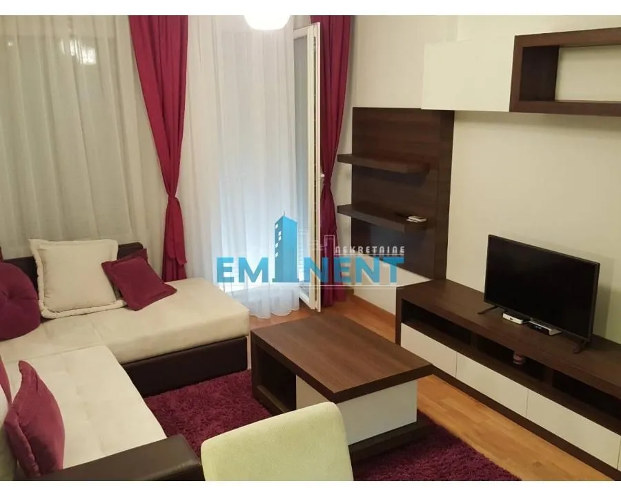 Izdavanje, jednosoban stan, 32m2, Novi Beograd, Beograd