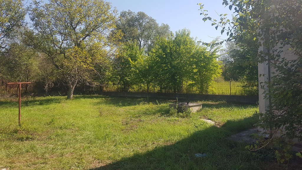 INDUSTRIJSKA ZONA VRČIN. Za magacine, hale, fabrike.