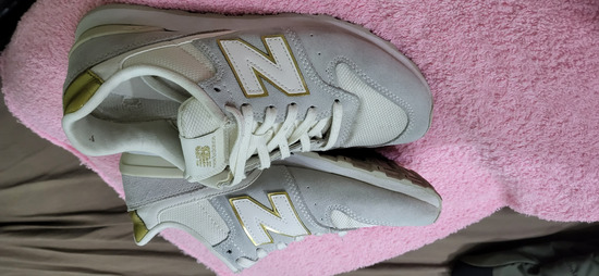 New balance patike